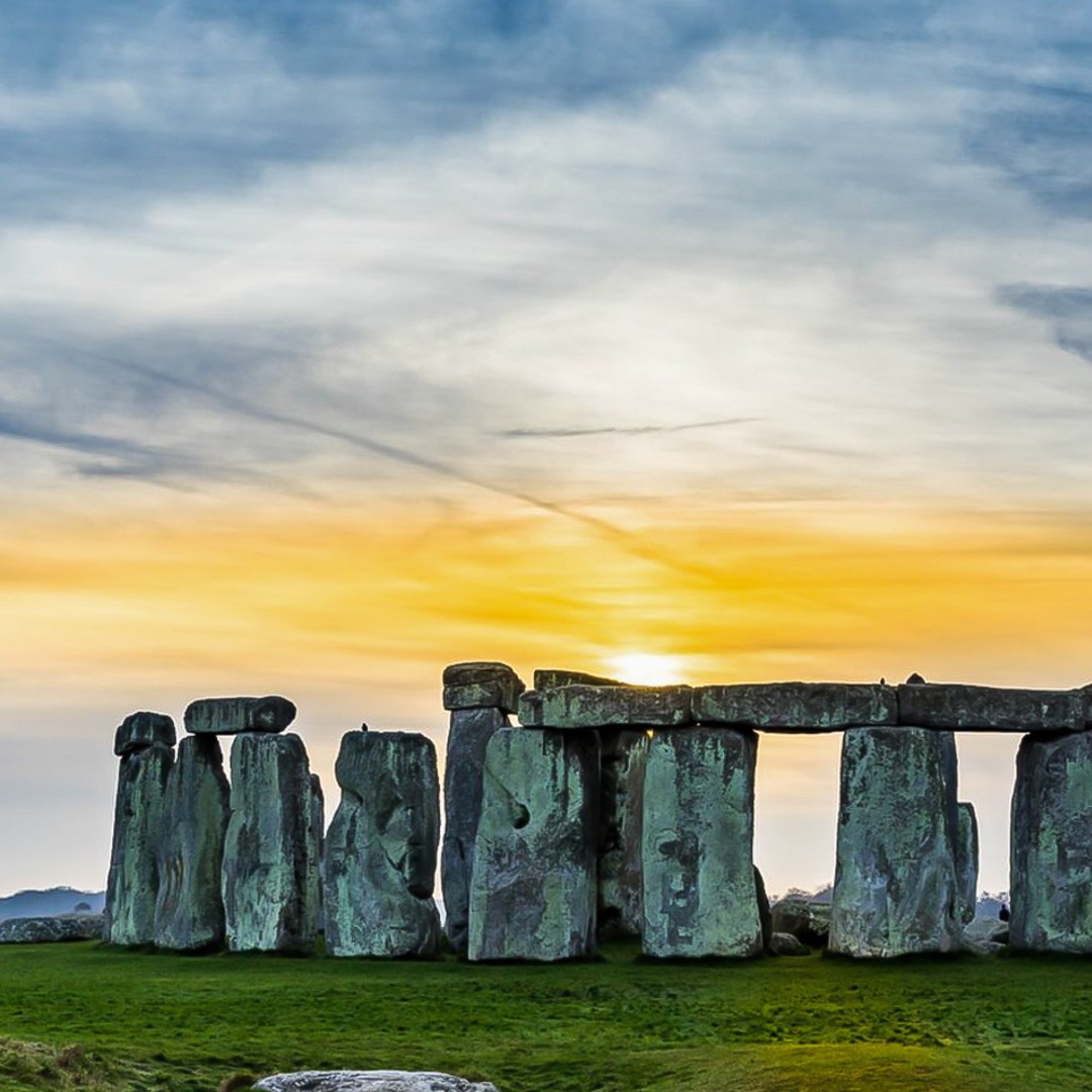 London: Small Group Stonehenge and Bath Tour & Secret Site | GetYourGuide