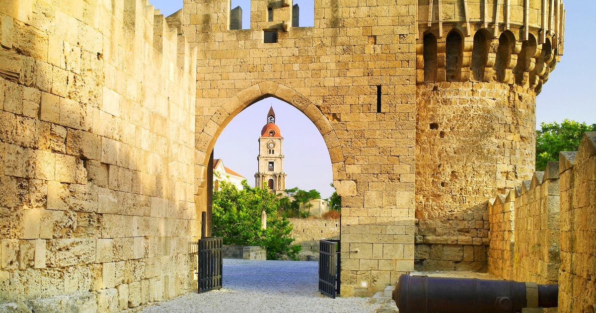 Visita guiada a pie del casco antiguo de Rodas en grupo reducido ...