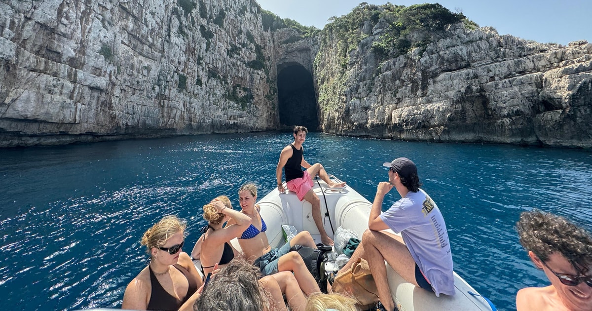 Vlore: Hurtigbåt, Sazan Island, Haxhi Ali Cave & Marine Park | GetYourGuide