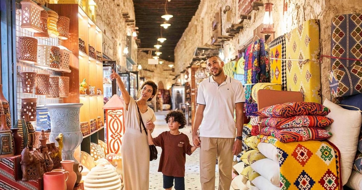 Doha: Tour de la ciudad de Doha en Tránsito Exclusivo | GetYourGuide