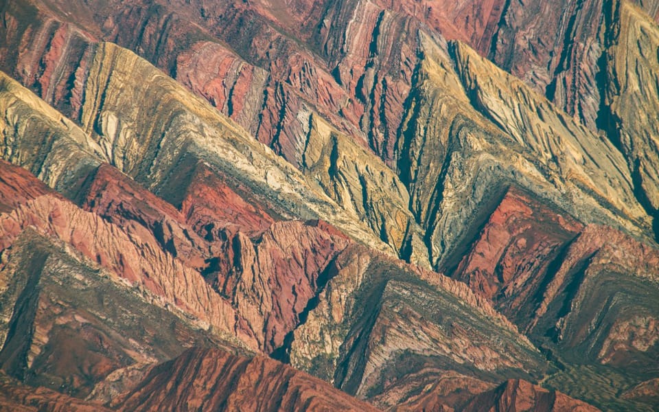 Desde Salta: Serranías del Hornocal y Cerro de los 14 Colores ...