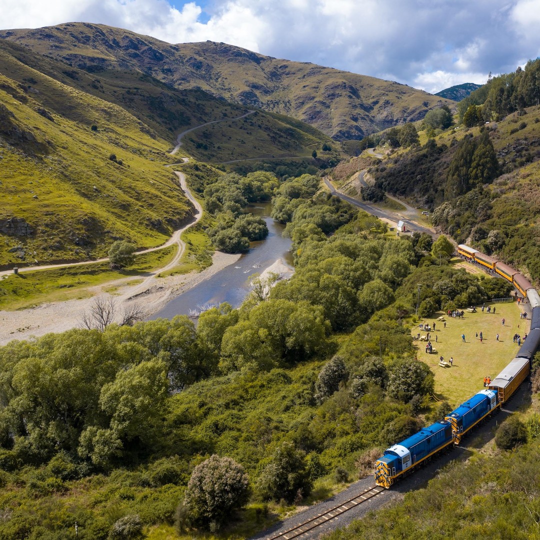Dunedin: Scenic Railway Tour Through the Taieri Gorge | GetYourGuide