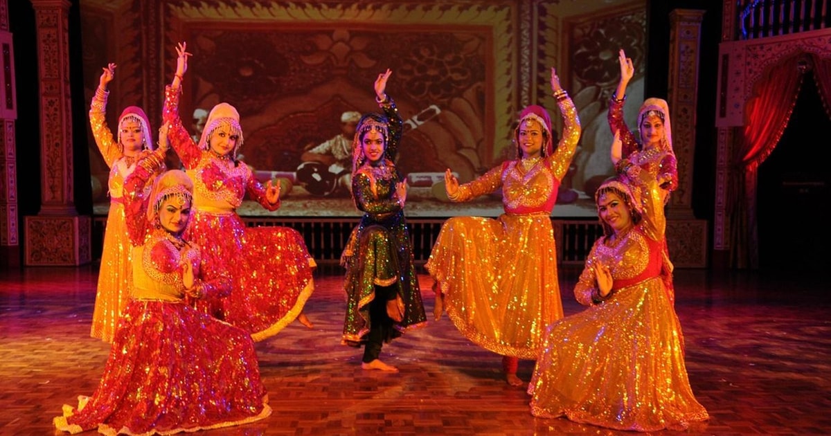 Agra: Ingressos para o show Mohabbat the Taj e traslados em Agra ...