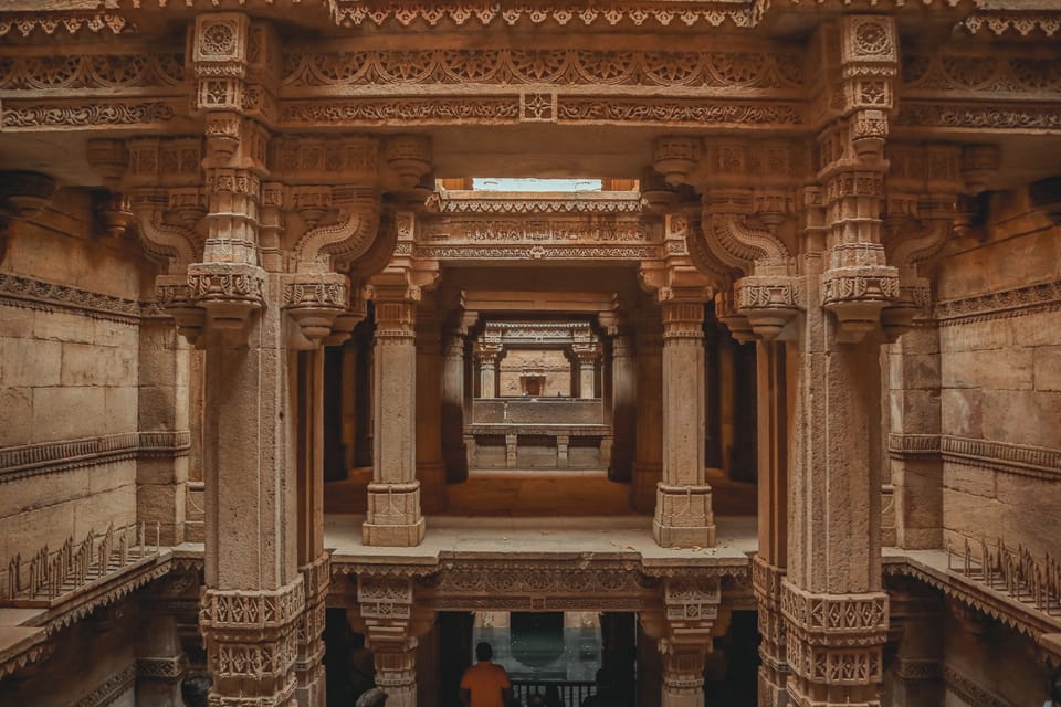 Ahmedabad: Full Day City tour with Heritage Walk & transfers | GetYourGuide