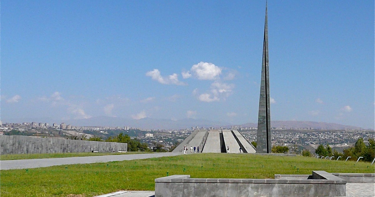 Tour de la ciudad de Ereván Color de Granada | GetYourGuide