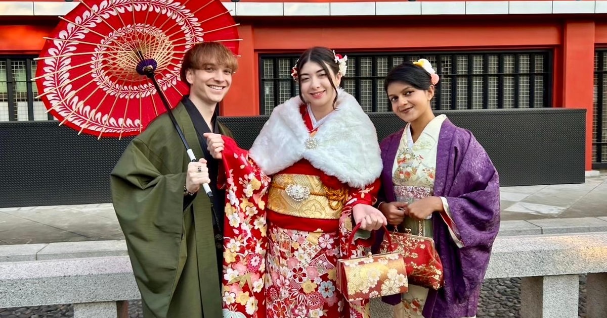 Tokyo: Fall Kimono Experience with Free Photo in Asakusa | GetYourGuide