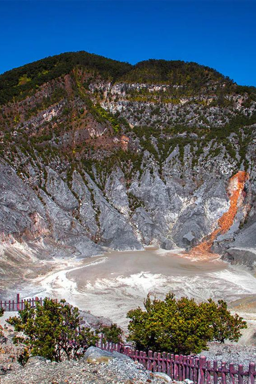 Daytrip Volcano Mountain Tangkuban Perahu Lembang Tour Guide | GetYourGuide