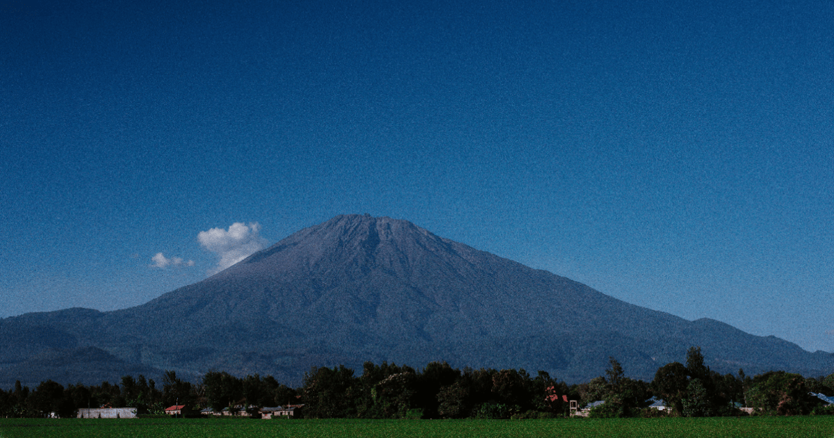 Excursão de 4 dias ao Monte Meru Trekking 2024 2025 | GetYourGuide