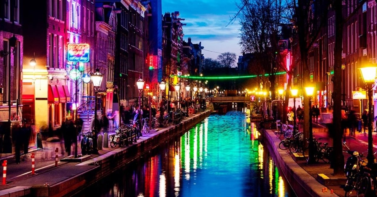 Tag en tur i Red Light District | GetYourGuide