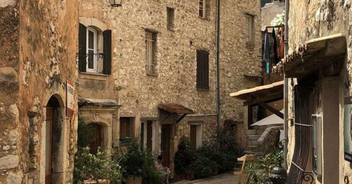 Nice: De dorpen van de Provence Tour | GetYourGuide