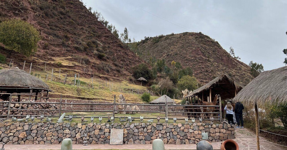 Excursión Awana Cancha: Historia, Paisajes y Cultura Inca | GetYourGuide