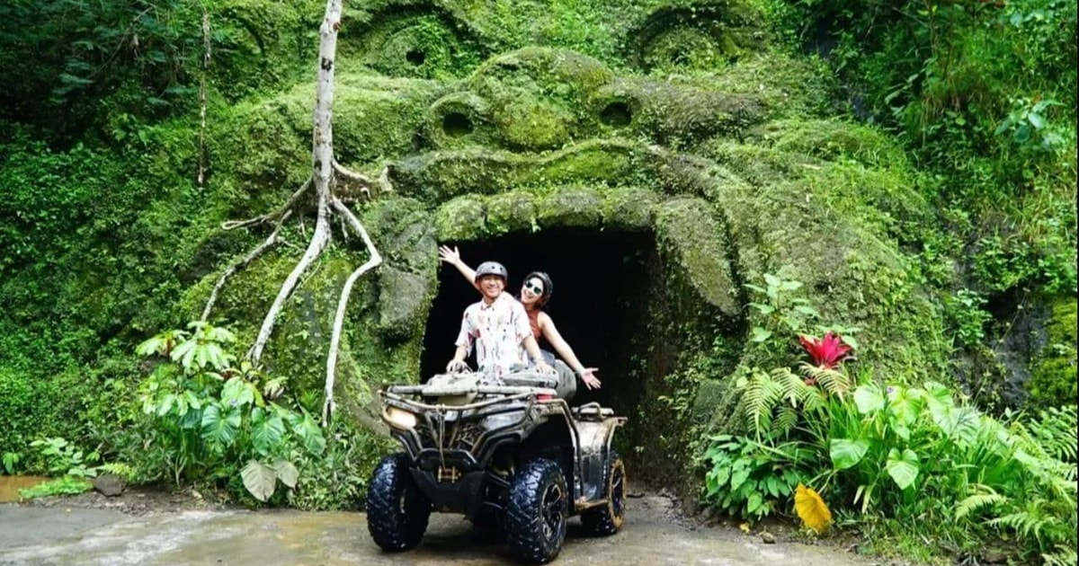 Ubud: Gorilla Cave ATV, Tegalalang Tubing und Cretya Sunset | GetYourGuide