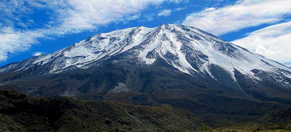 Arequipa: El mágico volcán Misti en una excursión 2D/1N | GetYourGuide