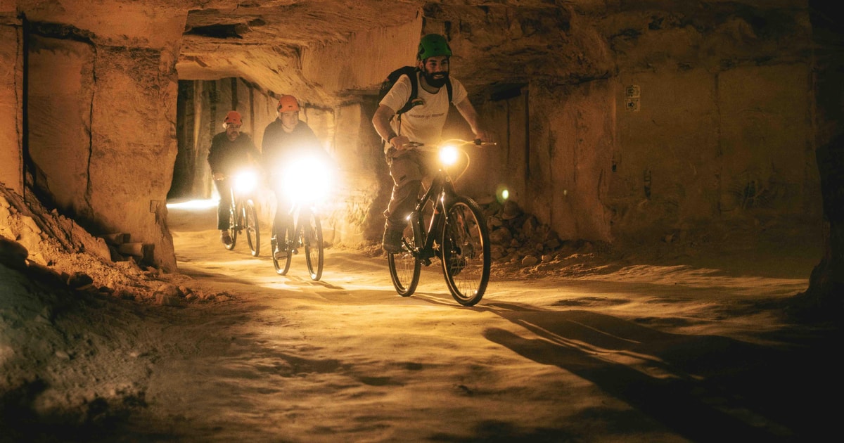 Valkenburg : Excursion à vélo dans la grotte de Noël | GetYourGuide