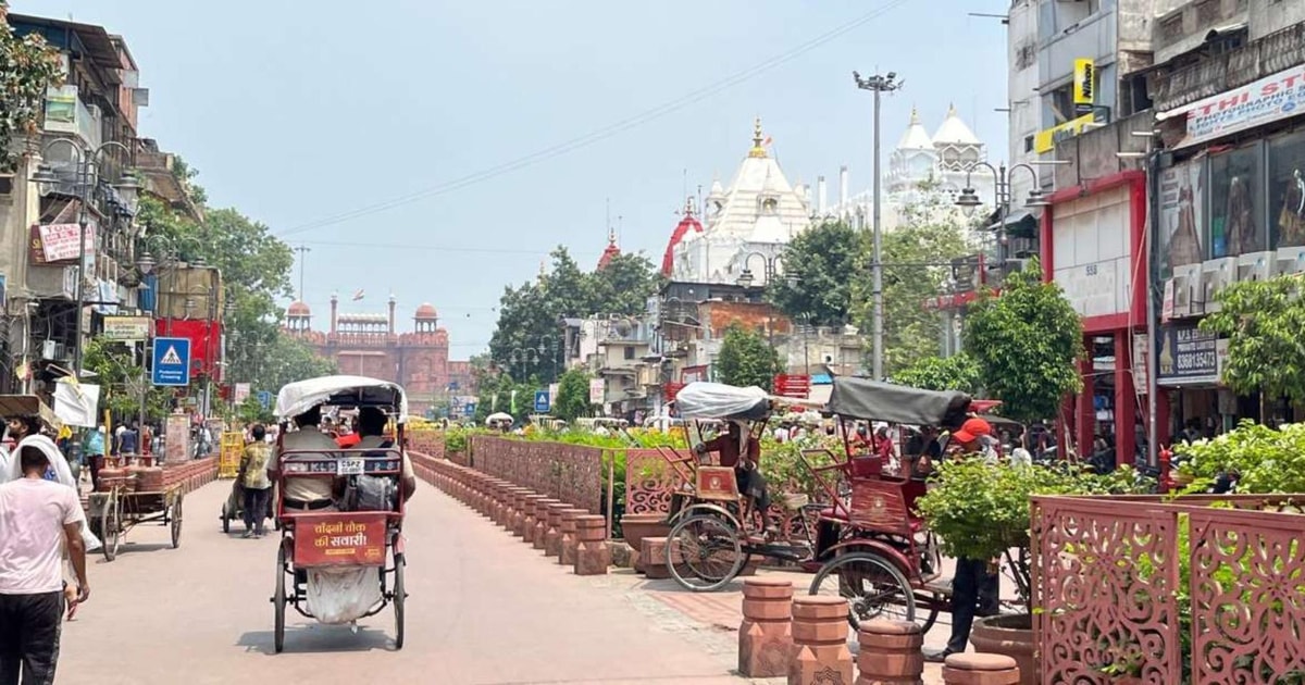 Delhi: Wycieczka po mieście Old Delhi z przejażdżką tuk-tukiem i ...