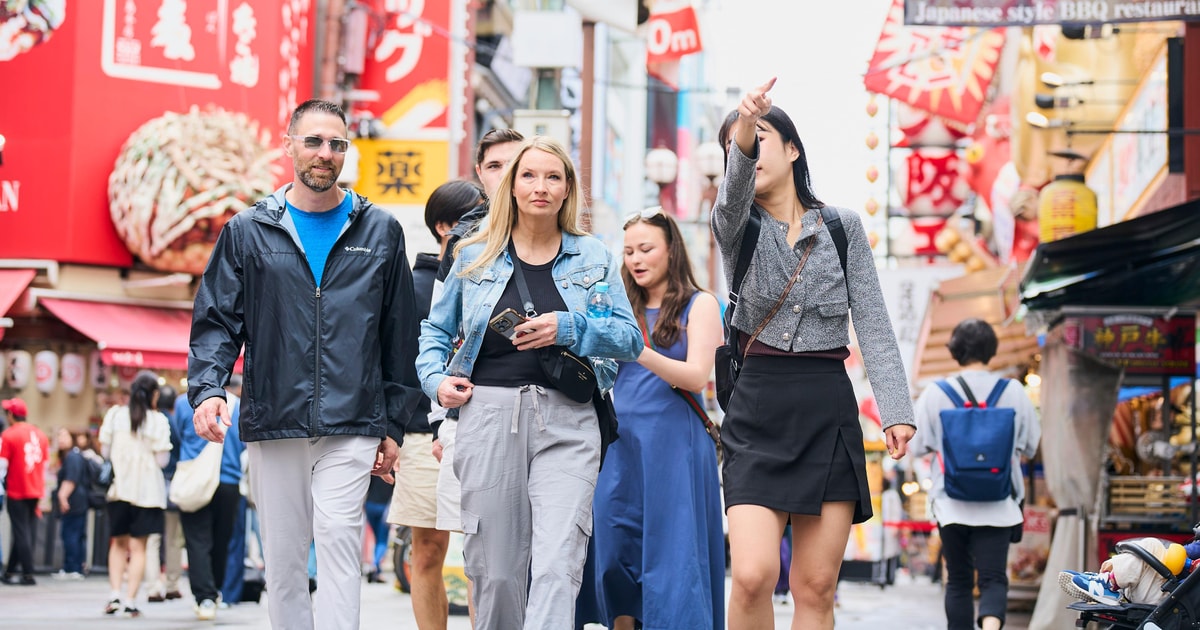 Osaka: Rundgang durch die Straßen mit Street Food und Nachtleben ...