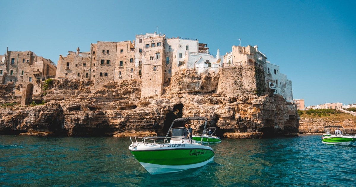 Polignano a Mare: Privétour per boot met aperitief | GetYourGuide