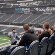 Los Angeles: SoFi Stadium - fordybende tur bag kulisserne | GetYourGuide