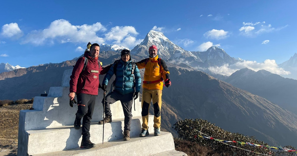 Pokhara: Mulde Viewpoint og Pode Kharkha Hidden Lake Trek | GetYourGuide