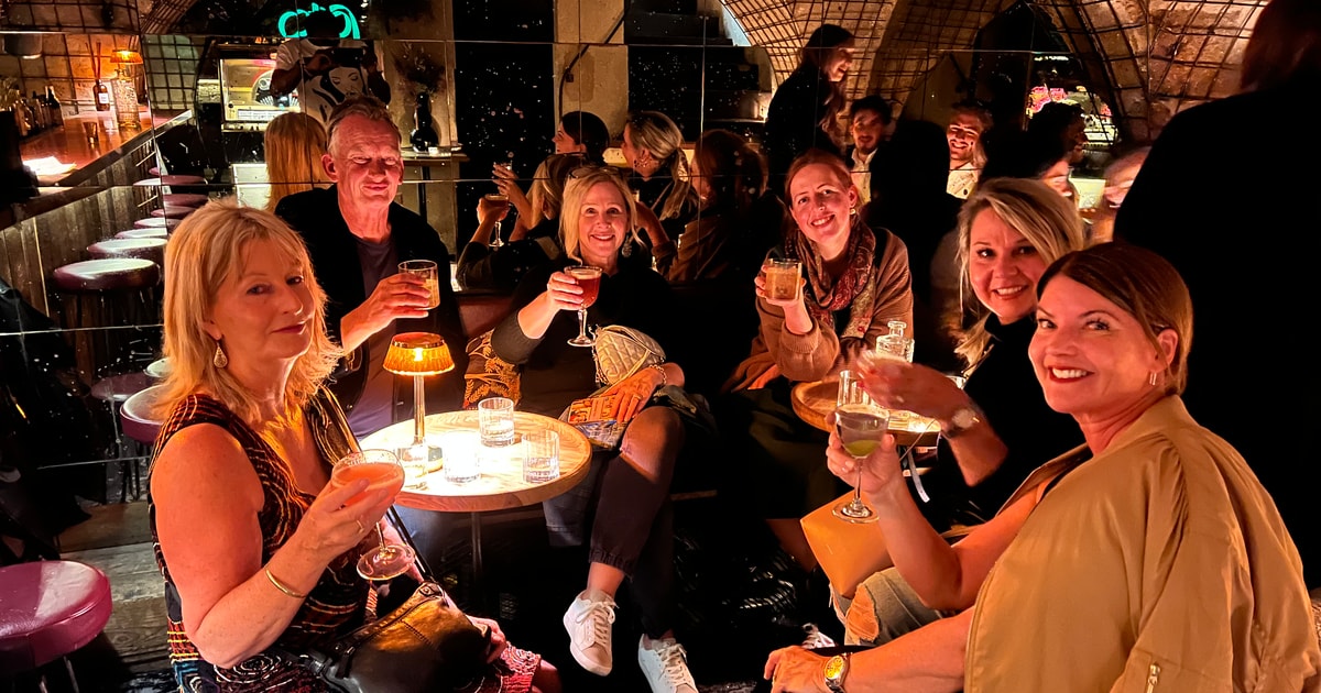 Speakeasy, Explora los bares ocultos de París | GetYourGuide