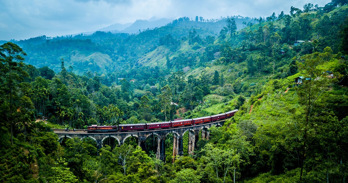 Ella: First Class Scenic Train Ticket To/From Colombo | GetYourGuide