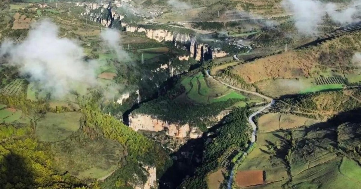 Osum Canyon Tour: Cave, Bridge, Panoramic View | GetYourGuide Osum Canyon Tour: Cave, Bridge, Panoramic View | GetYourGuide