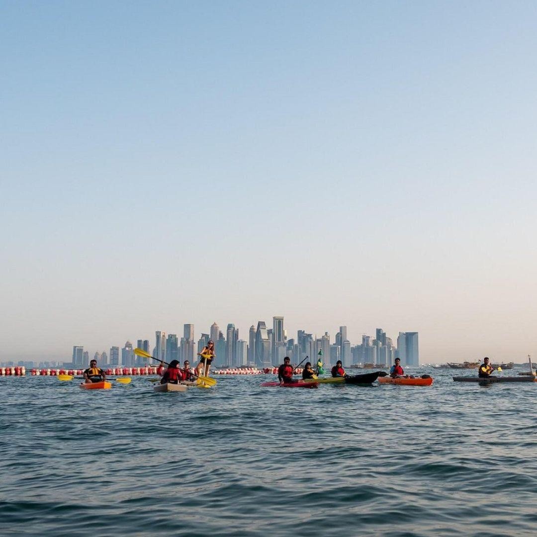 Doha: tour guidato in kayak a The Pearl O al MIA Park | GetYourGuide