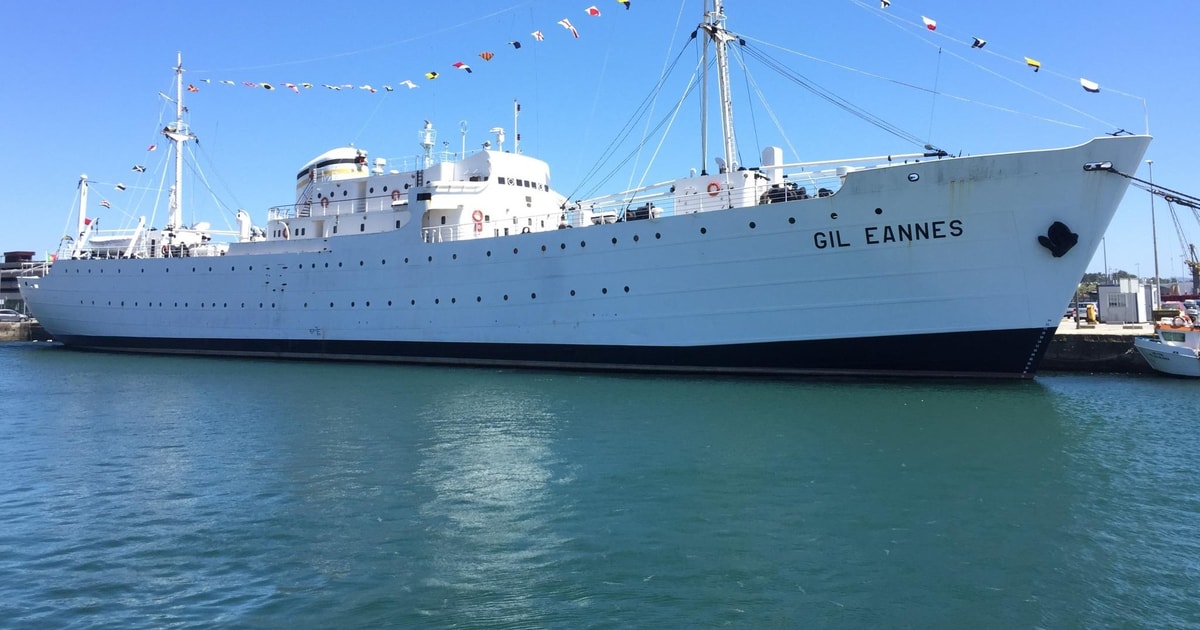 Visit to Gil Eannes hospital Ship Museum | GetYourGuide