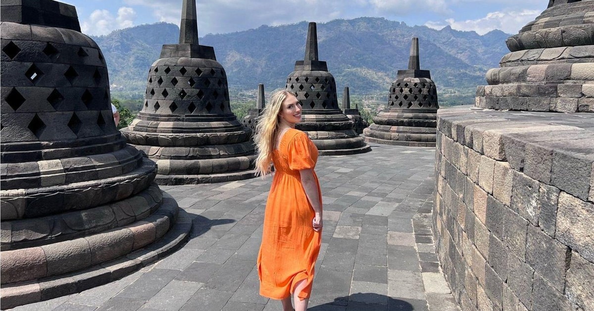 Yogyakarta: Gemensam eller privat tur till Borobudur & Prambanan | GetYourGuide