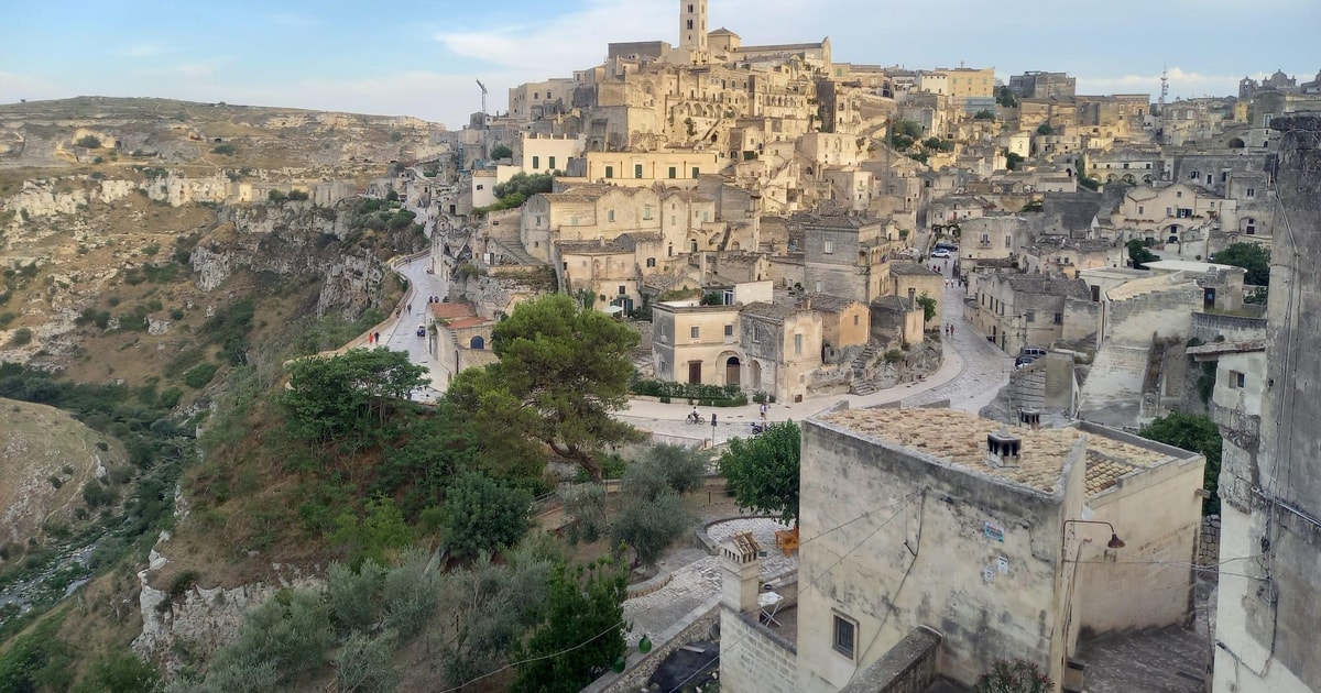 MATERA: TOUR CLÁSICO ENTRE SASSI Y EL CENTRO HISTÓRICO | GetYourGuide