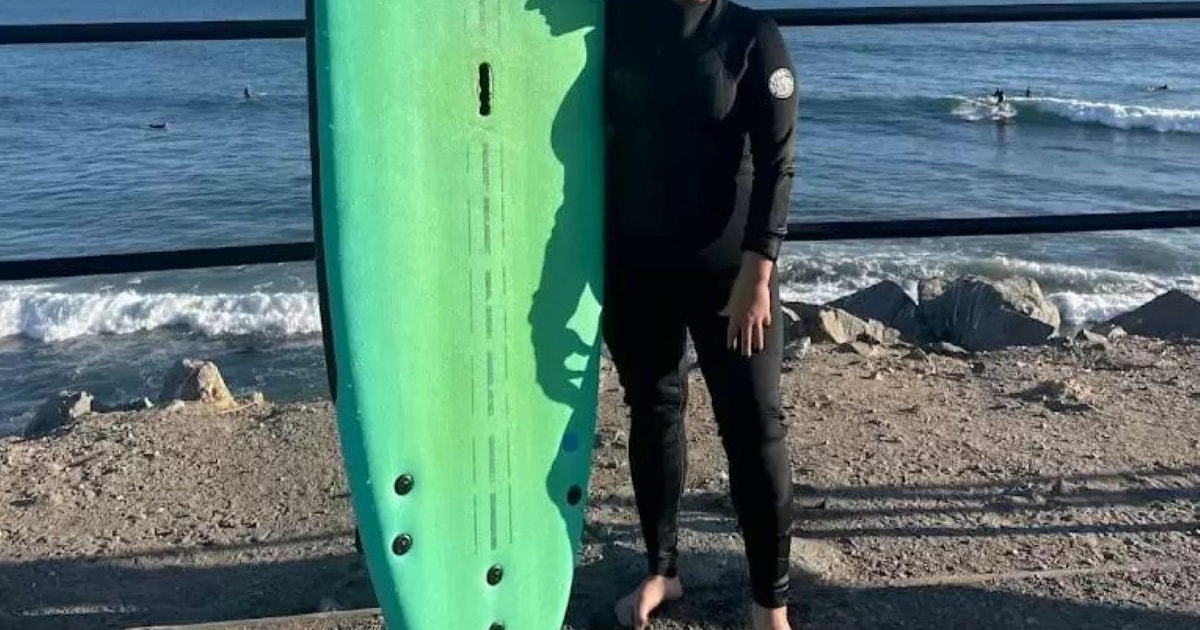 Santa Monica: Surfboard and Wetsuit Rental | GetYourGuide