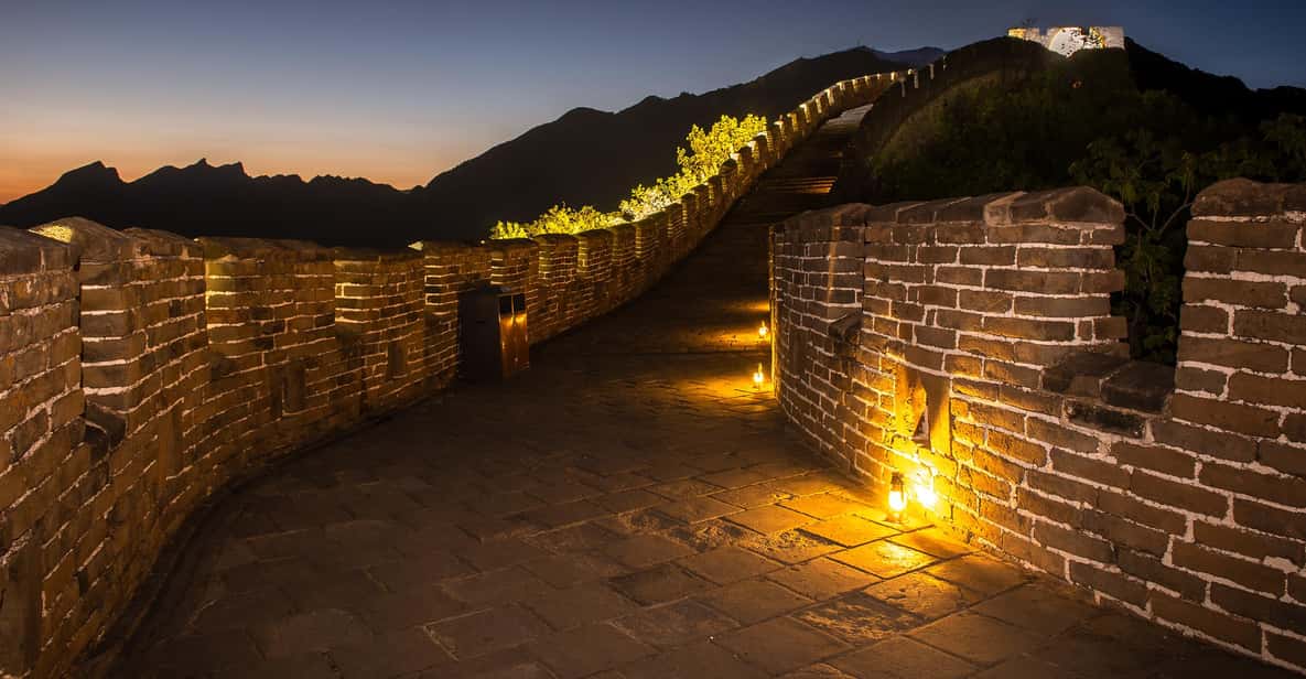 Beijing: Mutianyu Great Wall Night Bus Tour | GetYourGuide