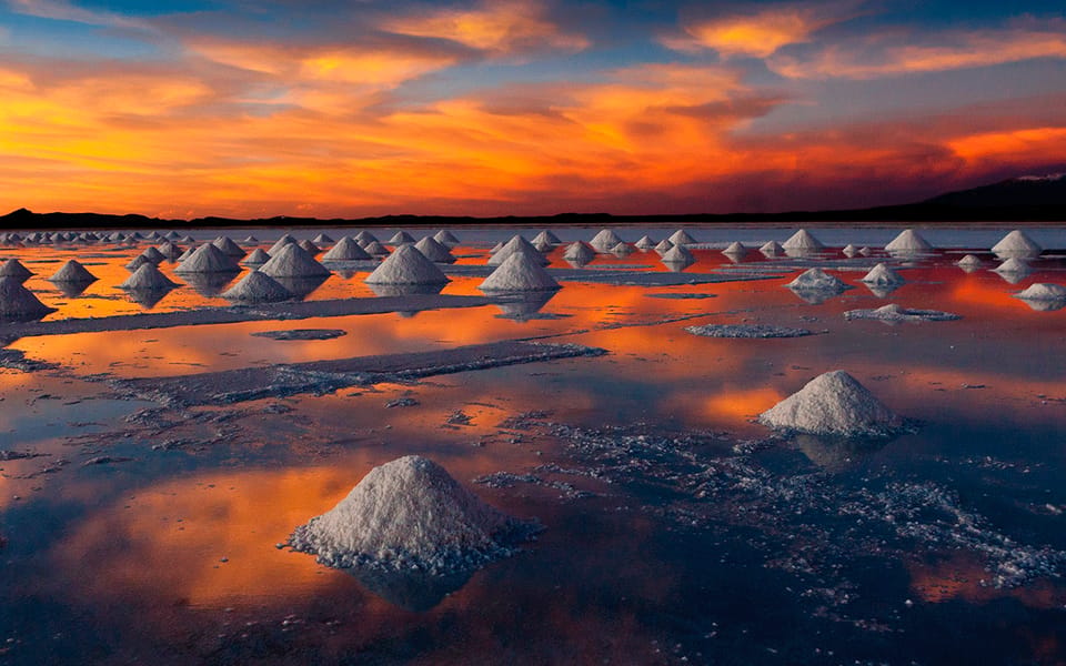 Uyuni: Zonsondergang en sterrennacht op de zoutvlakte van Uyuni ...