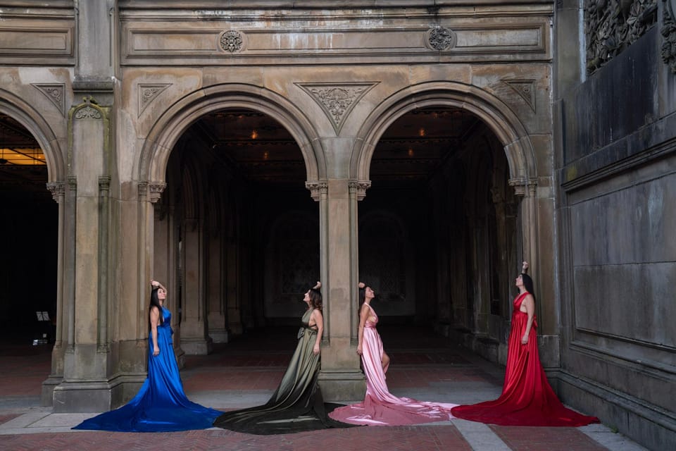 New York City: Stunning Flying Dress Photoshoot | GetYourGuide