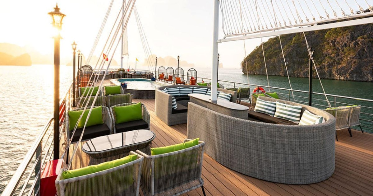 Hanoi: 5 Star Day Cruise with Jacuzzi, Kayak,Cave,Speed boat | GetYourGuide