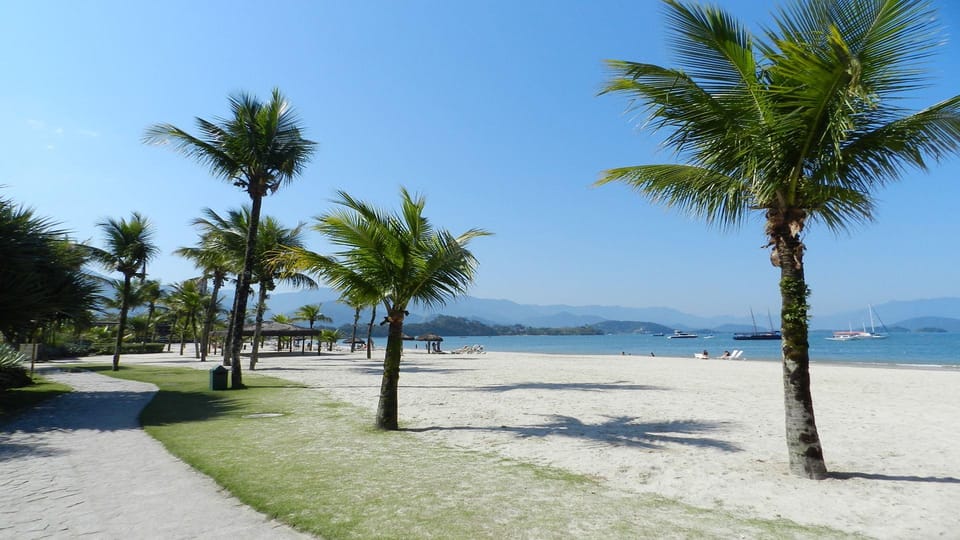 Rio: Angra dos Reis Day Trip with Boat Tour and Lunch | GetYourGuide