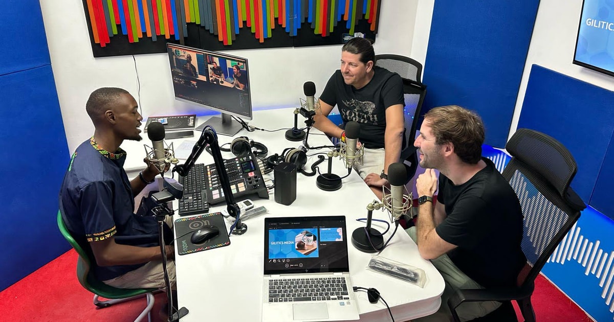 Die Blue Radio Experience in Mombasa! | GetYourGuide