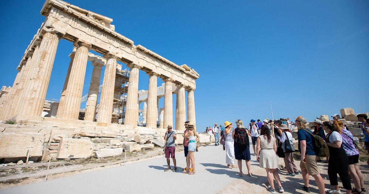Kombi: Akropolis-billet og svømmekrydstogt i Saroniske Øer | GetYourGuide