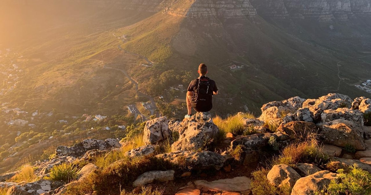 Le Cap : Lion's Head Hike : lever et coucher de soleil (MGG) | GetYourGuide