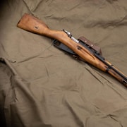 Recorrido de tiro - AK 47, Mosin -Nagant , Glock y otros | GetYourGuide