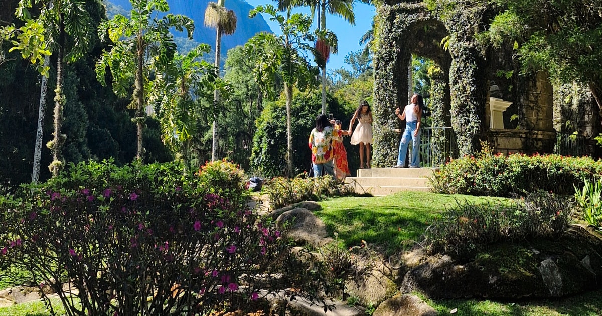 Rio de Janeiro: Parque Lage and Botanic Garden Private Tour | GetYourGuide