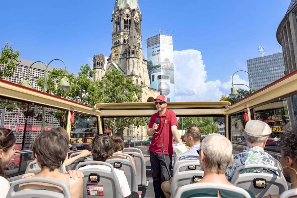 Berlín: Panorama Sightseeing Tour en directo en inglés y alemán ...