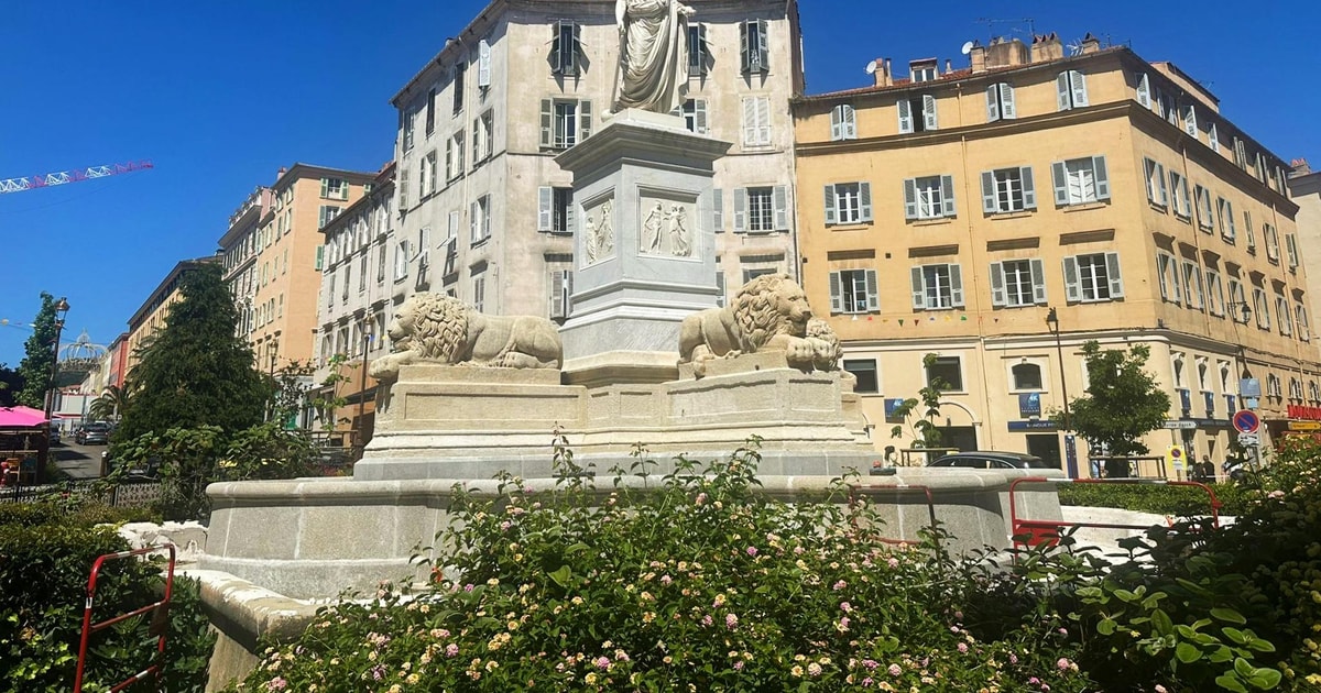 Ajaccio: wandeltour met gids door de historische oude stad | GetYourGuide