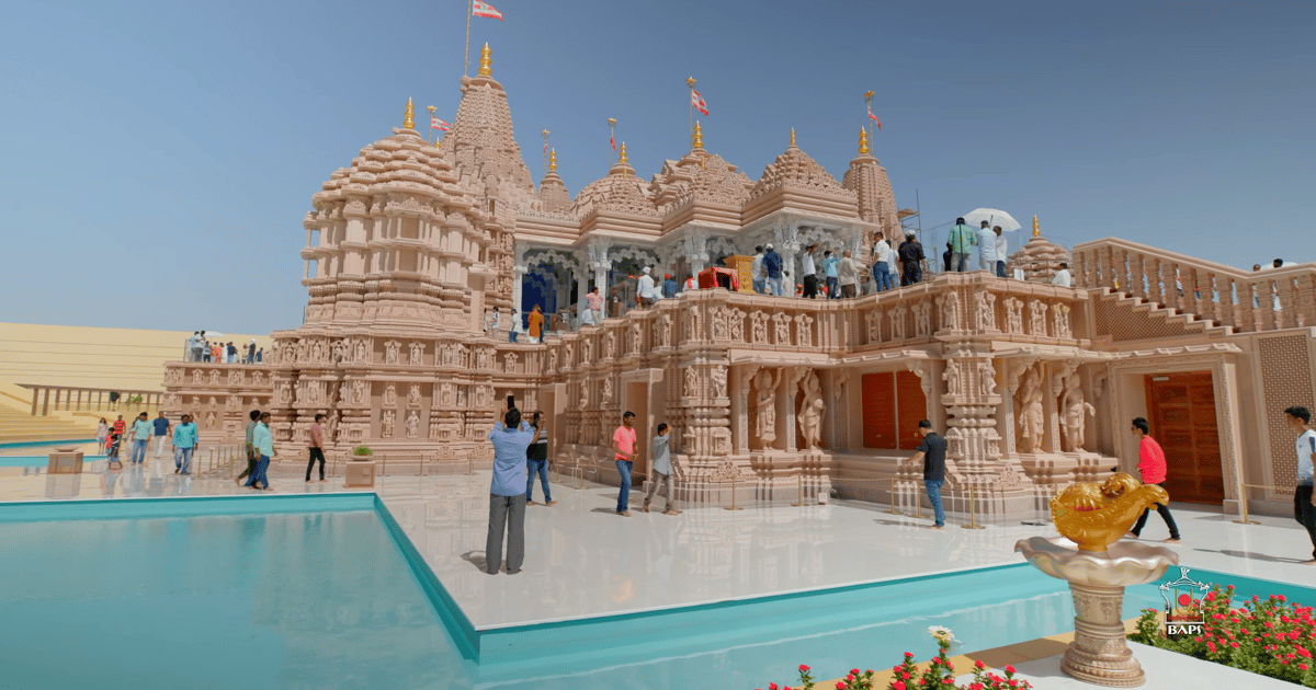 Desde Dubai: Tour de un día completo por Abu Dhabi con el Mandir Hindú ...