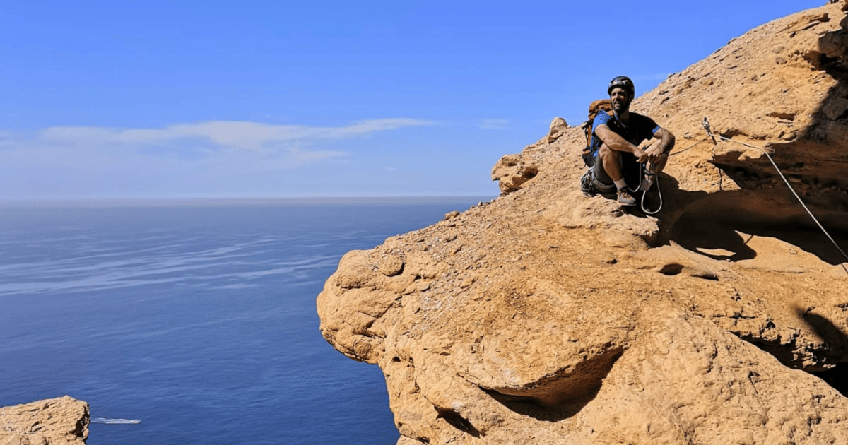 Cassis : Via Ferrata sur le Cap Canaille | GetYourGuide