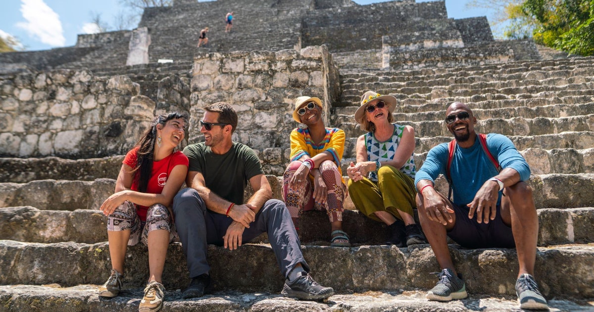 Från Mexico City: Privat Teotihuacan-pyramiderna med lunch | GetYourGuide