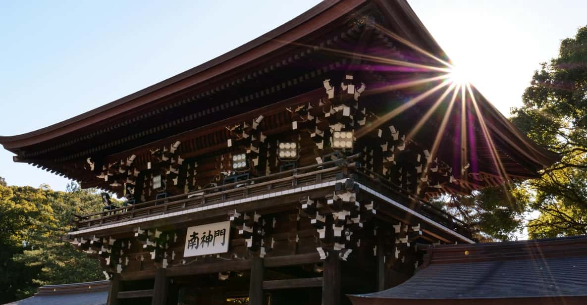 Tokyo: Meiji Jingu og Harajuku, helligt og profant | GetYourGuide