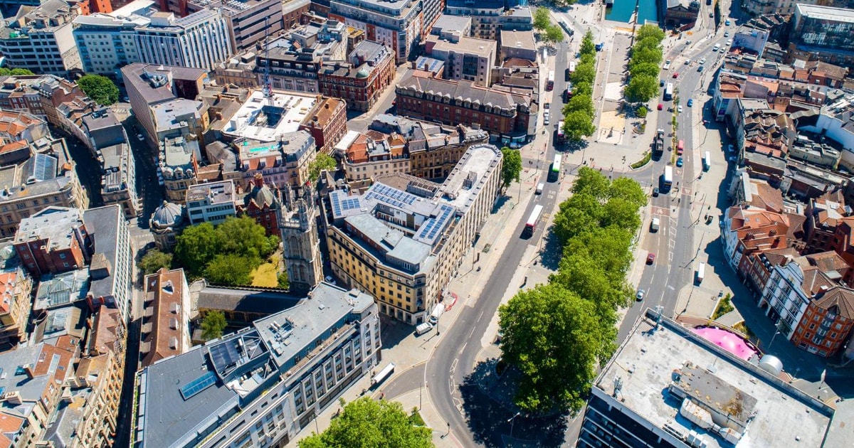 Bristol: Express Walk with a Local | GetYourGuide