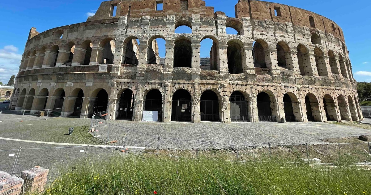 Rome: Arena Colosseum Tour with Fast Access | GetYourGuide