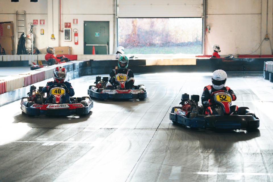 Lago de Como: Experiencia en karting | GetYourGuide